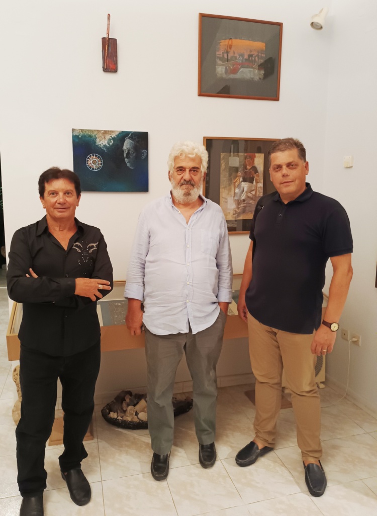 ΕΝΤΥΠΩΣΙΑΚΗ ΕΙΚΑΣΤΙΚΗ ΕΚΘΕΣΗ ΚΑΙ ΥΠΕΡΛΑΜΠΡΗ ΠΑΝΣΕΛΗΝΟΣ ΣΤΟΝ ΚΗΠΟ ΤΗΣ ...